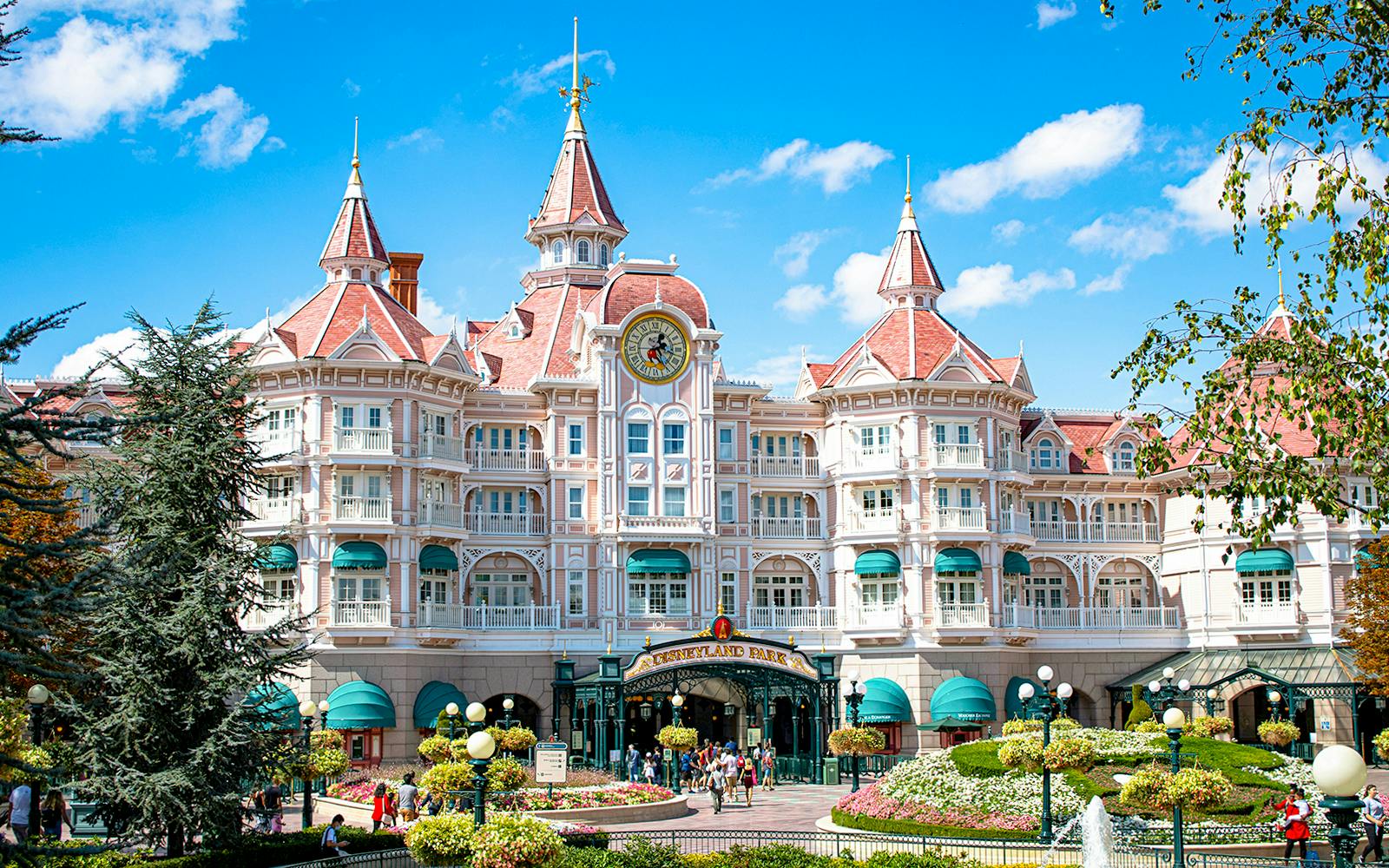 disneyland-paris-hotels-find-your-perfect-stay